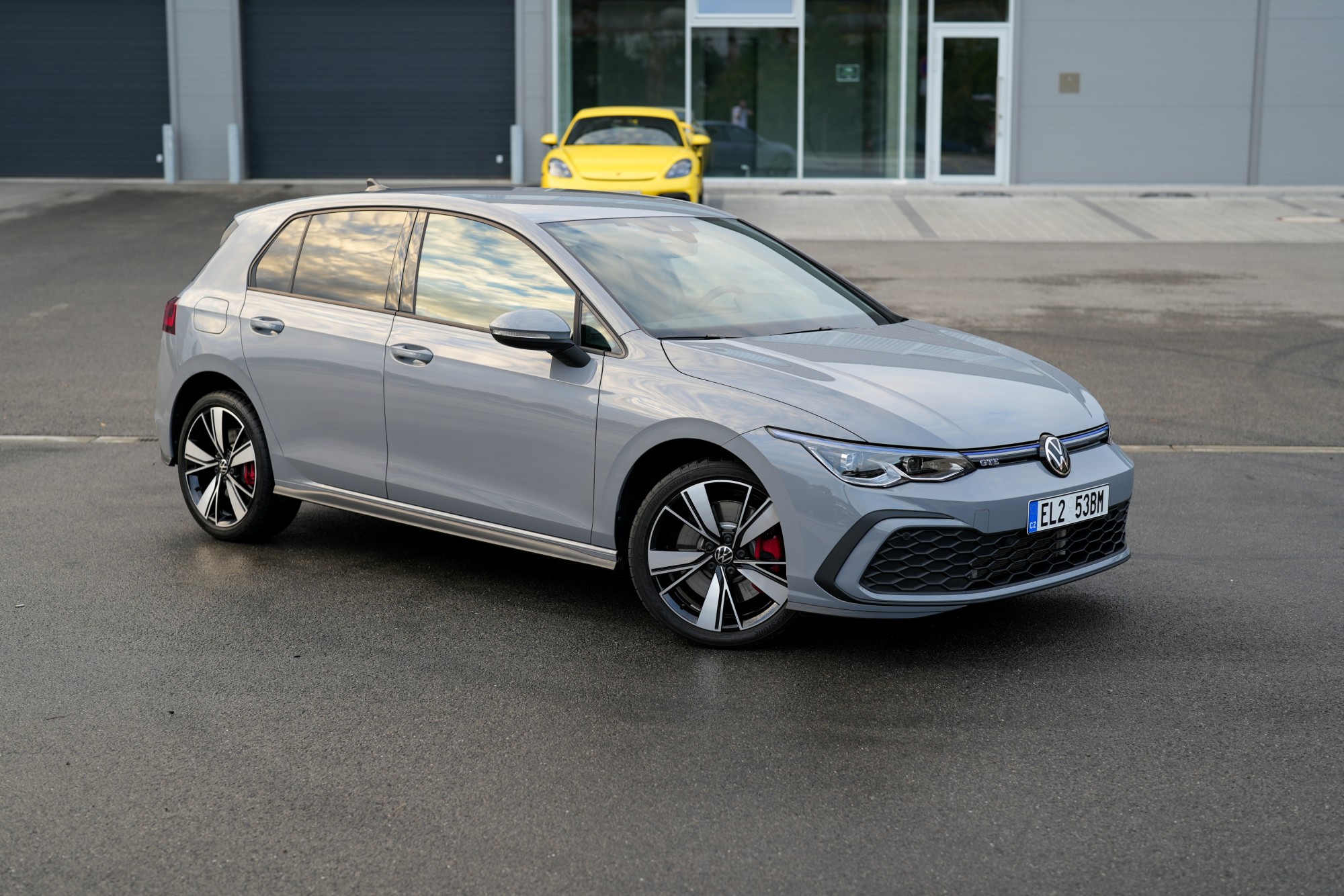 Náhradné vozidlo - Volkswagen Golf 8 GTE | Ahifi.sk